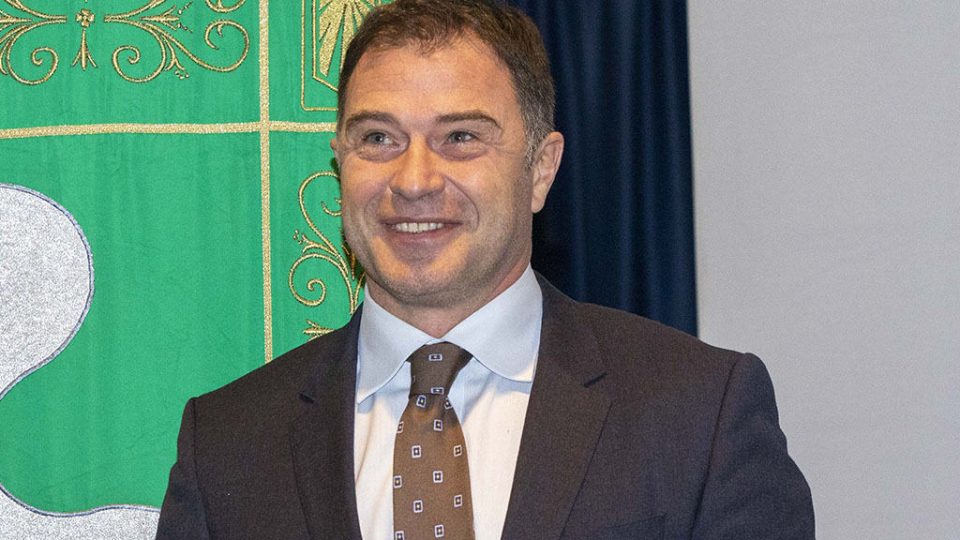 Chi è Antonio Rossi, l'ex campione olimpico dai successi nello sport al ...