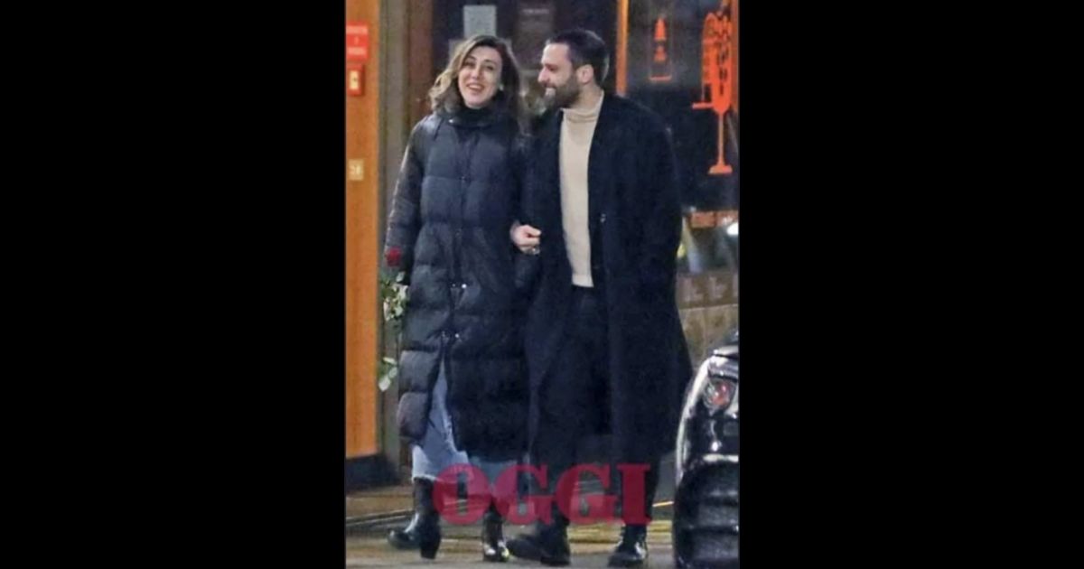 Virginia Raffaele paparazzata in dolci effusioni insieme al suo nuovo ...