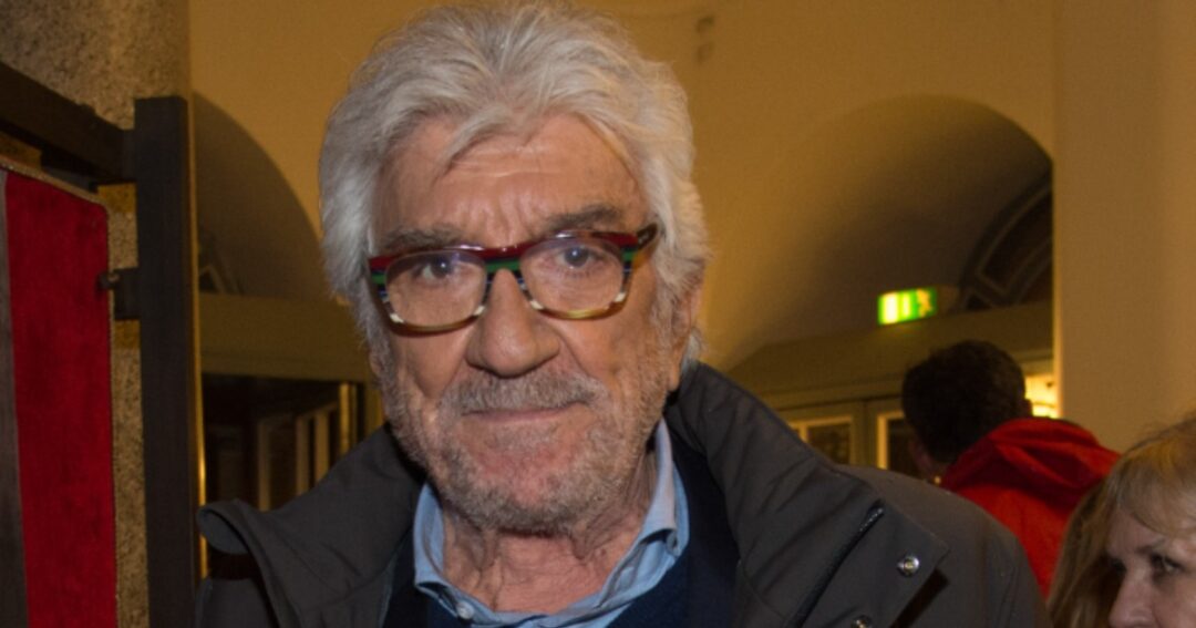 Luigi Proietti detto Gigi il docufilm: trailer, curiosità e dove vedere ...
