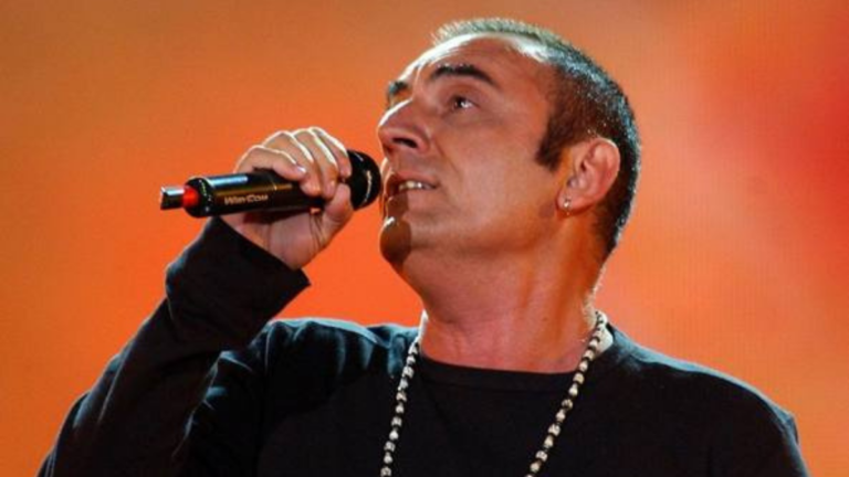 Mango, la scomparsa del grande mito della musica: quando si sentì male ...