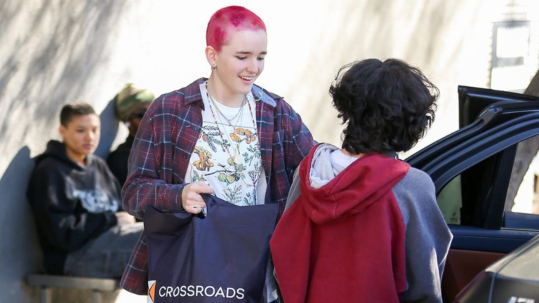 Il figlio di Ben Affleck e Jennifer Garner si dichiara uomo