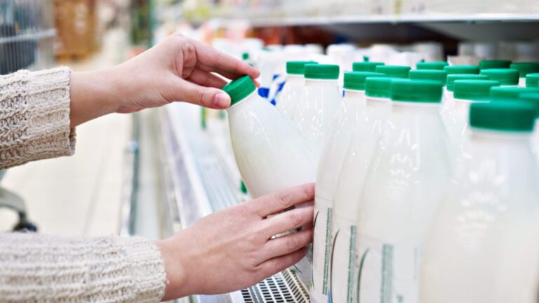 Latte, ecco qual è il migliore al supermercato. La classifica de Il ...