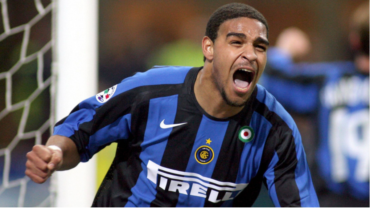 La nuova vita di Adriano: "Festini e partite di calcio nella favelas"