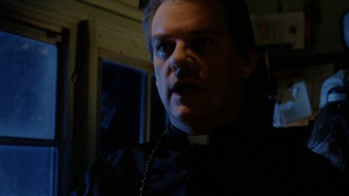 Addio a Tim Sullivan, il prete de L'Esorcista e icona dei film horror ...