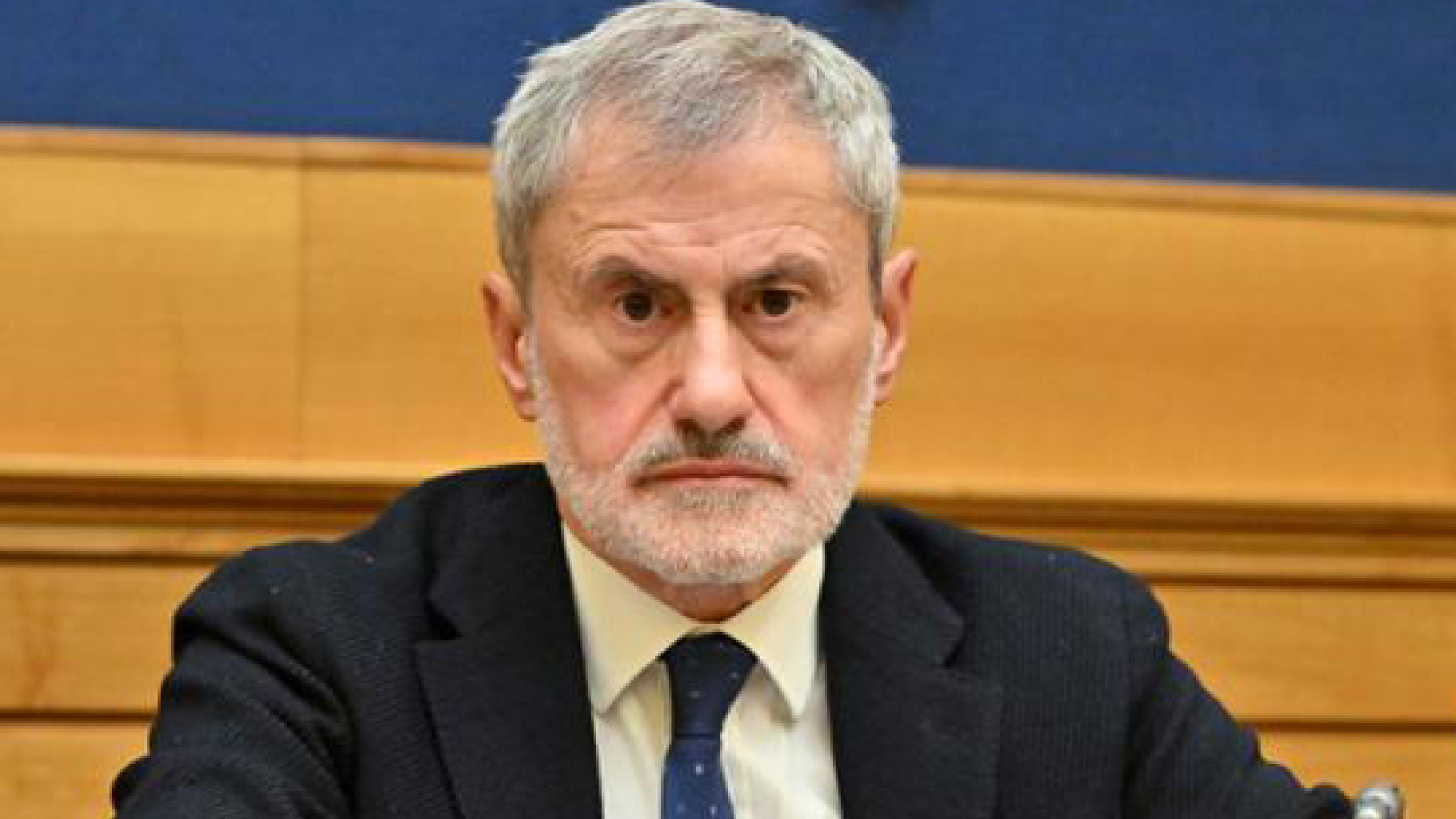 Gianni Alemanno arrestato | l’ex sindaco di Roma portato a Rebibbia la ...