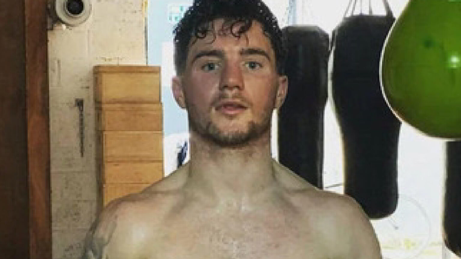 Lutto nel mondo della boxe: morto John Cooney a 28 anni dopo un match a ...