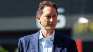 Exor, 4 miliardi in tasca dopo la vendita di Iveco: e ora cosa si compra?