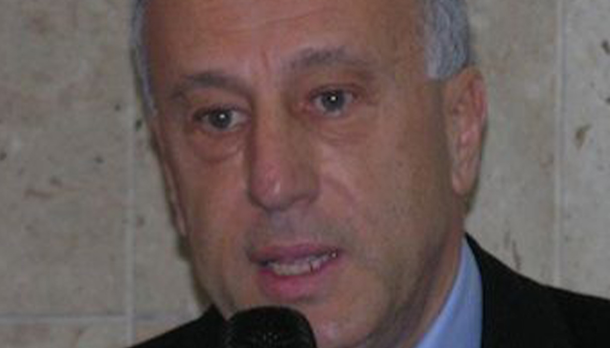 "Ci ha lasciati un grande". Addio al giornalista italiano: il triste ...