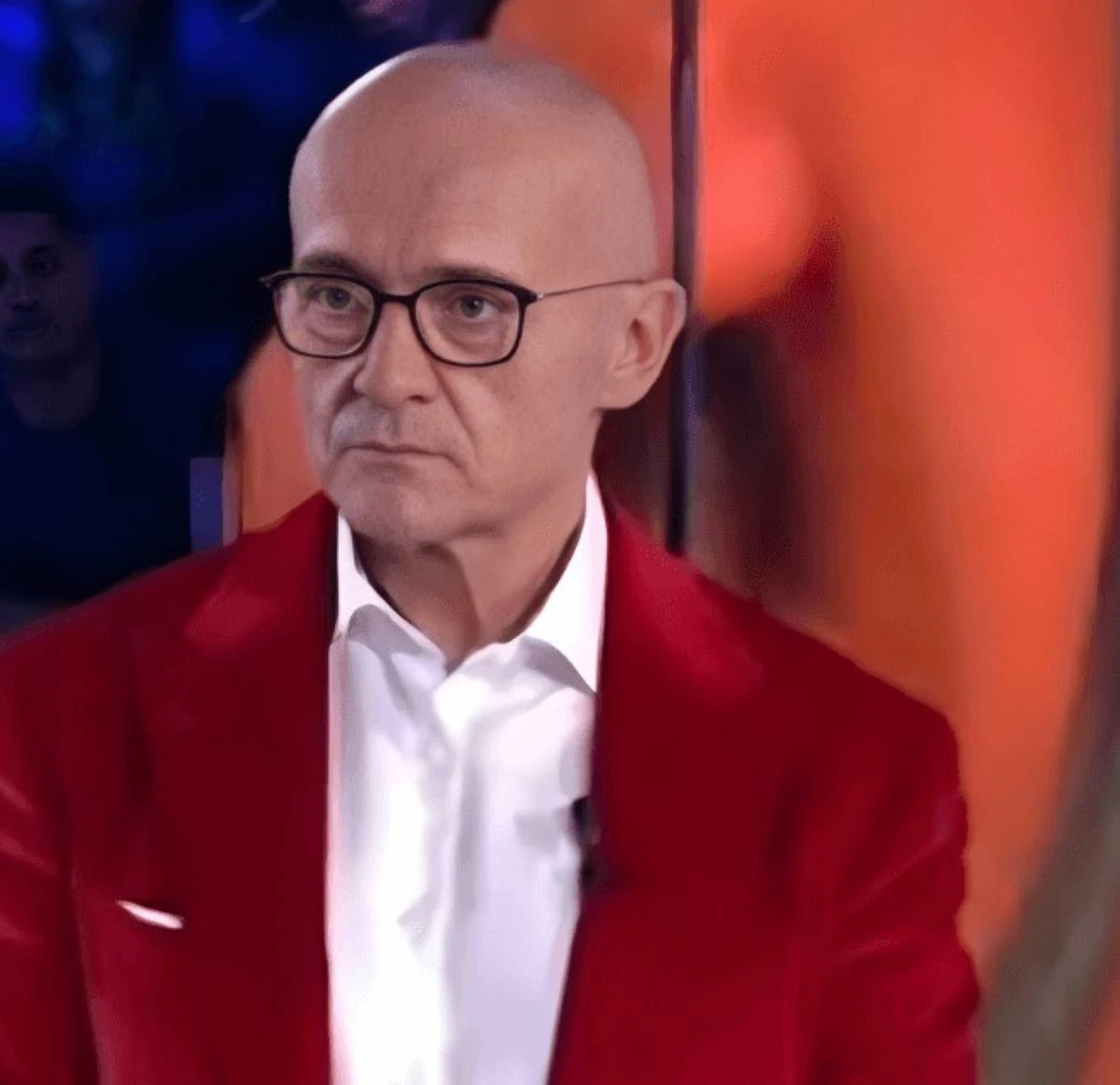"Schifo, ecco cosa fanno". Corona fa tremare Pier Silvio e Marina ...