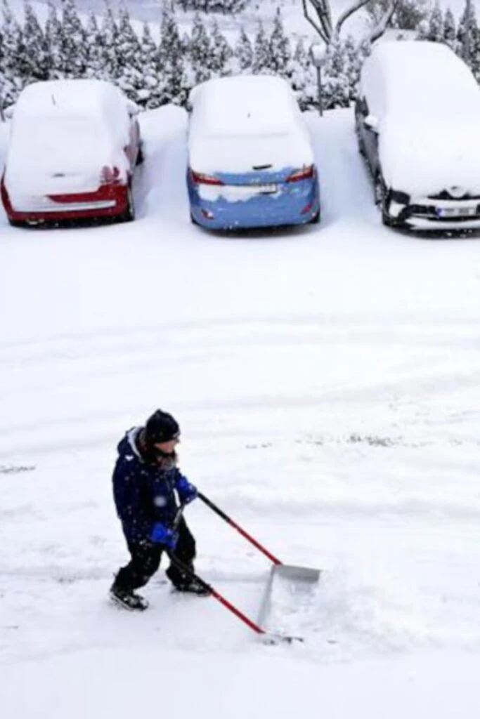 Meteo, torna la neve a bassa quota: dove e quando cambierà davvero l ...
